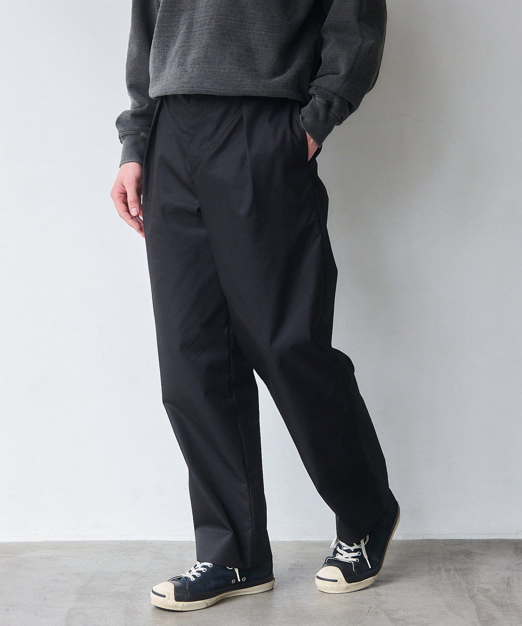 One Tuck Straight Pants – newance